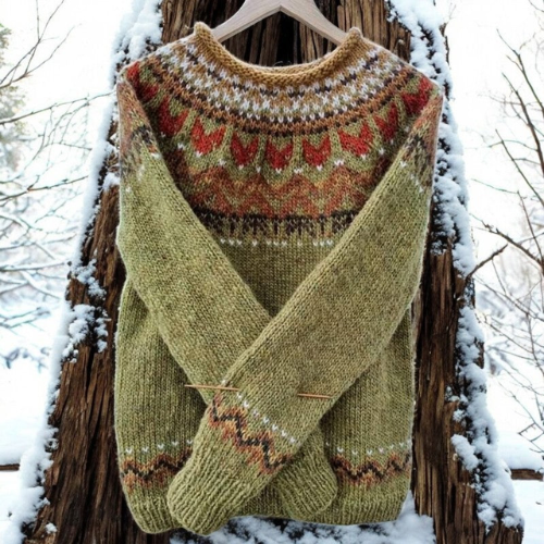 Tatum | Warm Sweater with A Classic Woven Pattern – ALAMODARA USA